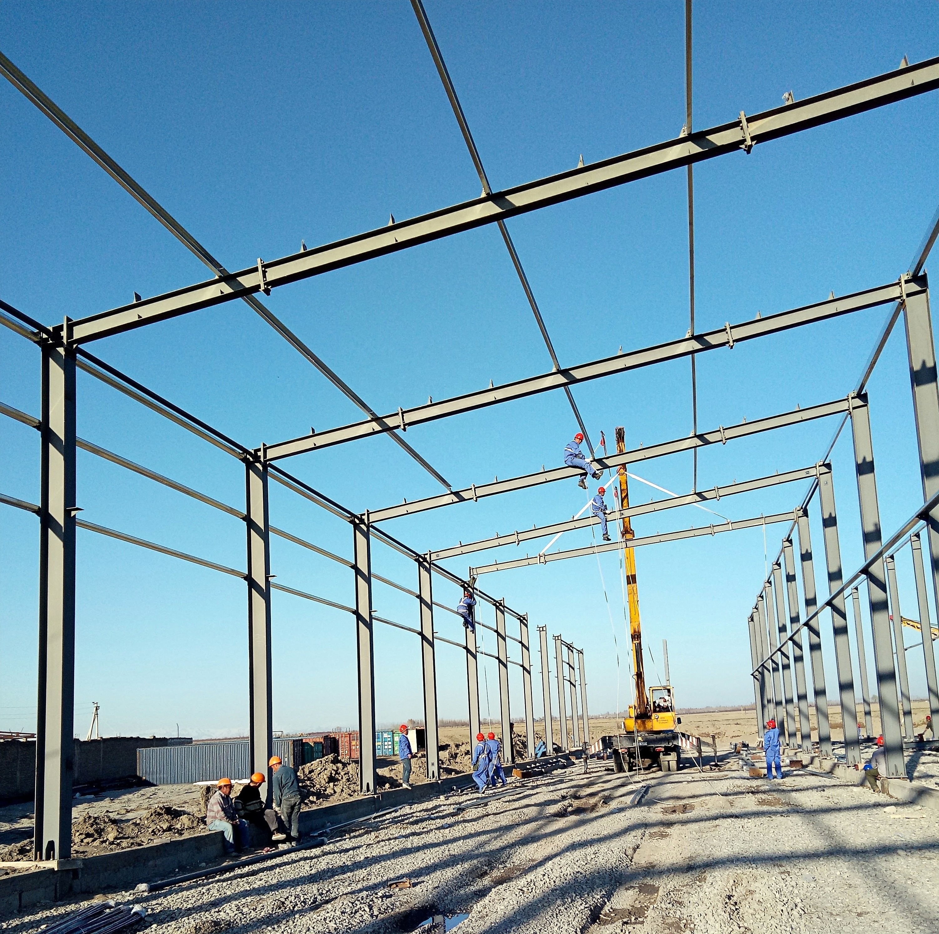 Modern Prefabricated Steel Frame Building For Industrial Warehouse Use
