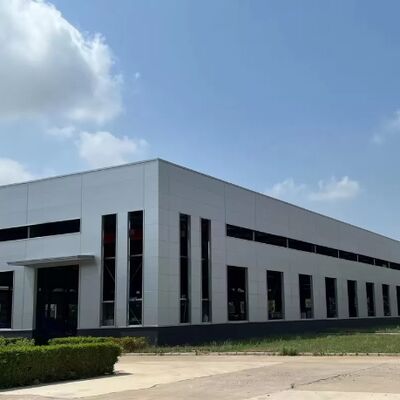 Prefabricated Steel Structure Warehouse - Durable Industrial Design